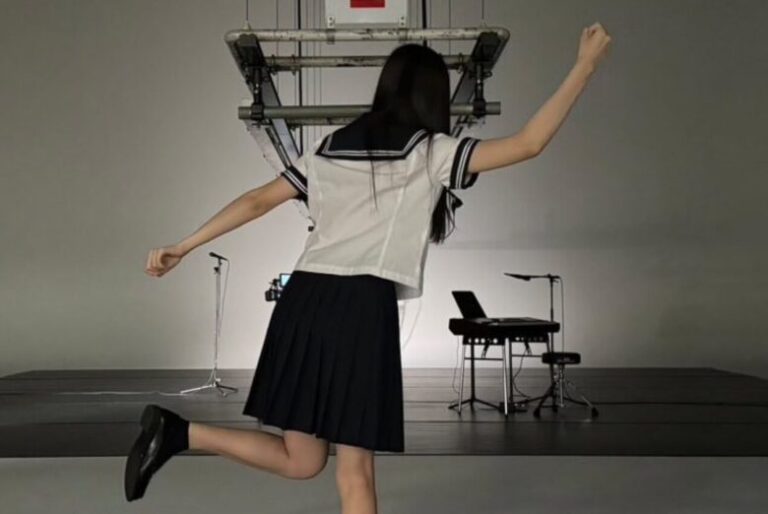 【晩餐歌】tuki.って誰で何者？顔写真や身長、学校を紹介！ | スギちゃんブログ